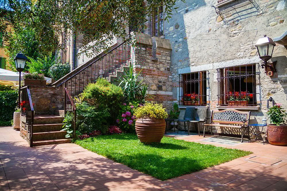 The Best Courtyard Drainage Solution